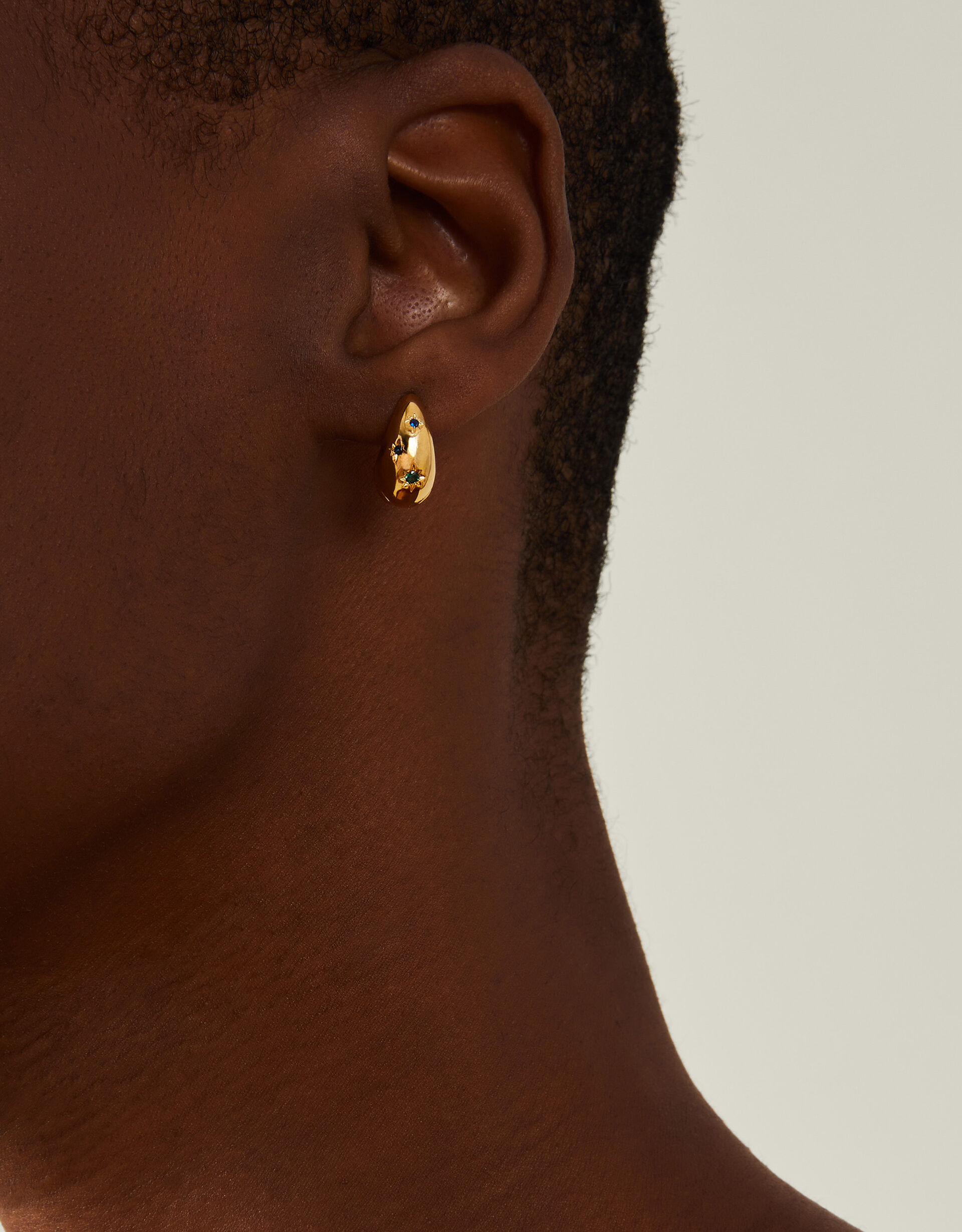 14ct Gold-Plated Diamante Tapered Hoop Earrings | Earrings | Accessorize UK