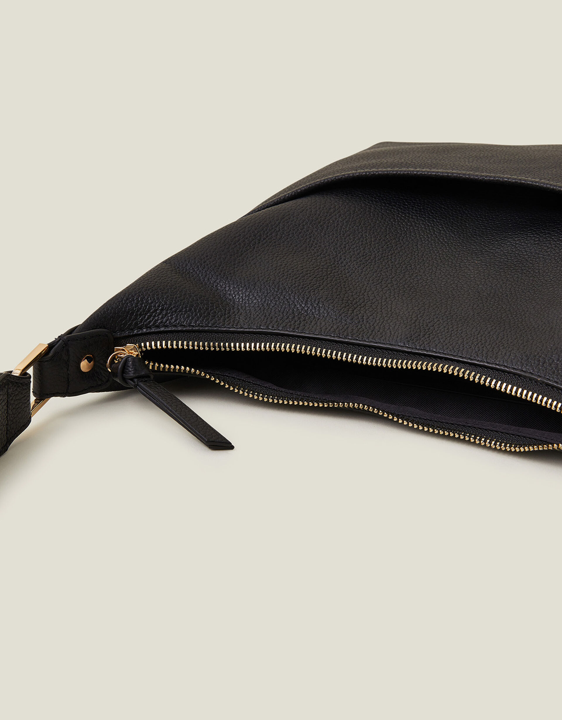 Leather Large Scoop Bag | Leather Bags | Accessorize UK