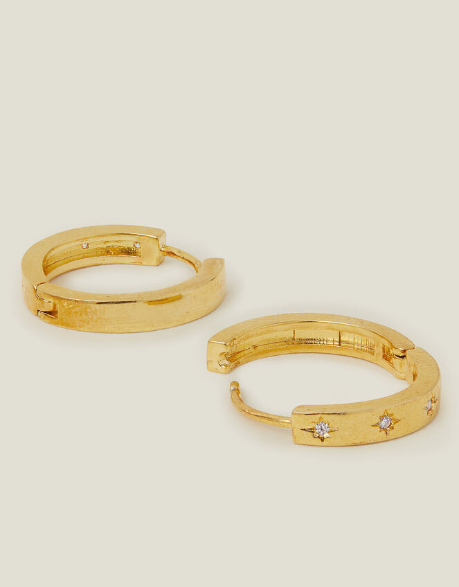 14ct Gold-Plated Chunky Star Etched Hoop Earrings | Gold Plated | Accessorize UK