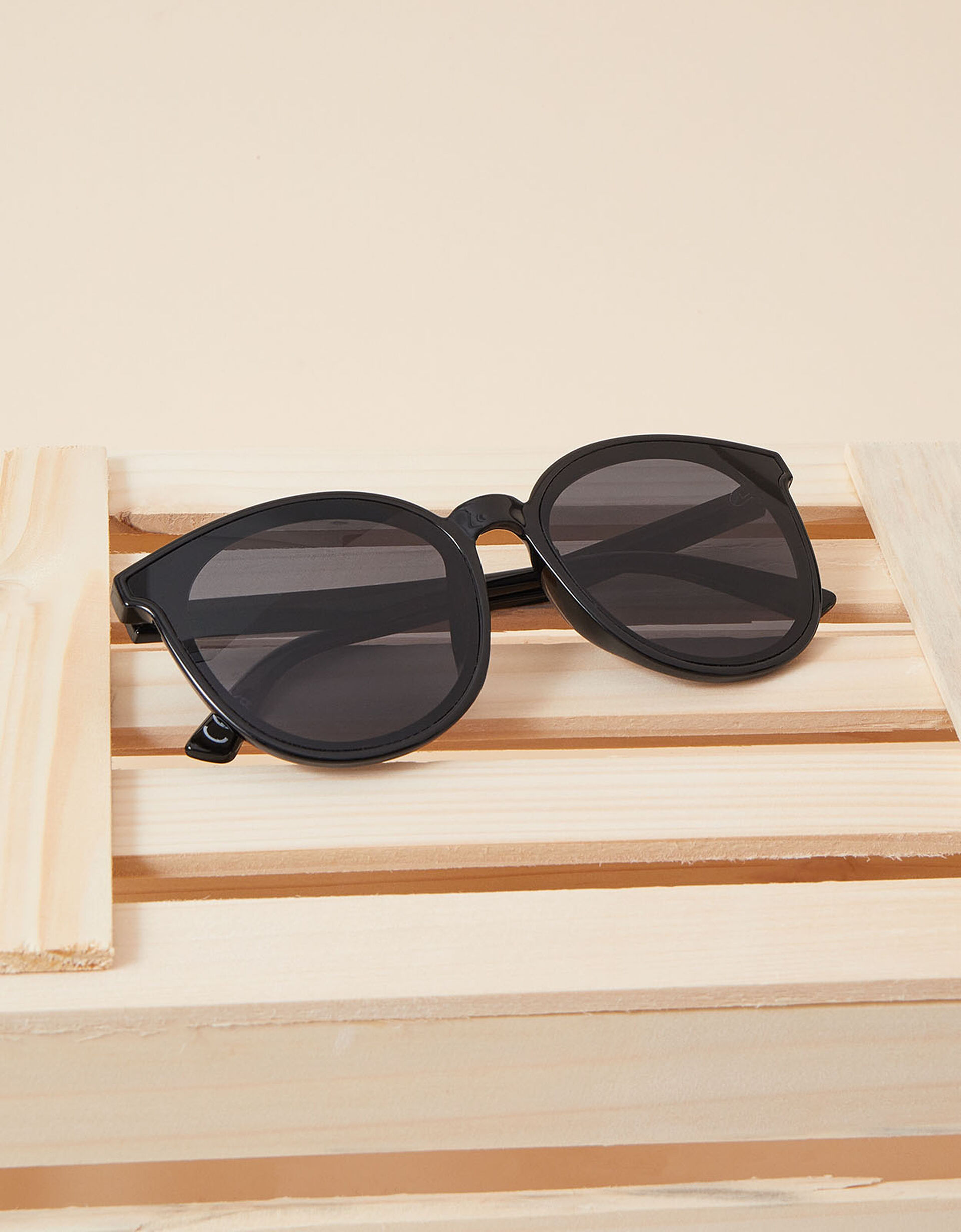 Preppy Sunglasses | Sunglasses | Accessorize UK