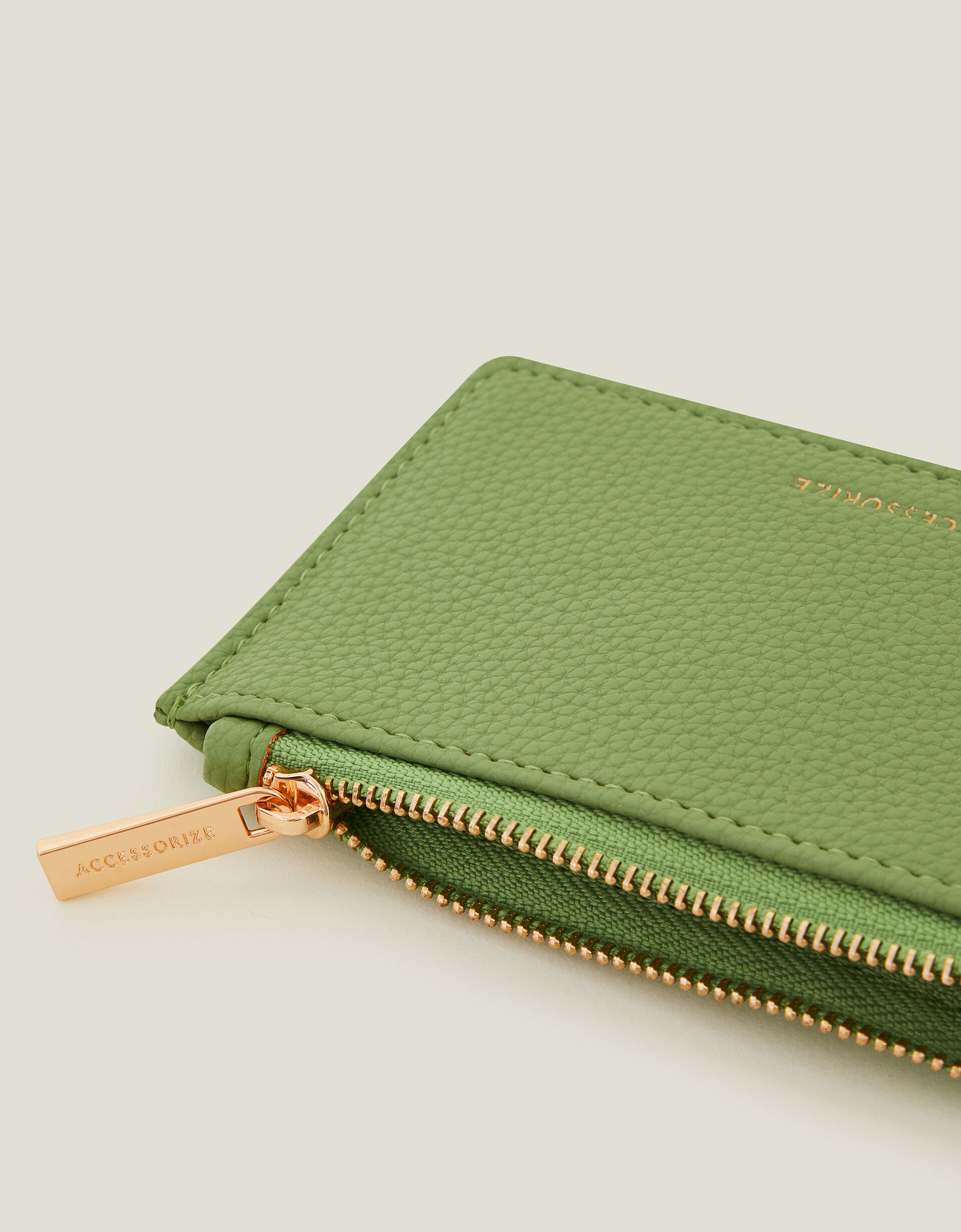 Classic Card Holder | Purses & Cardholders | Accessorize Global