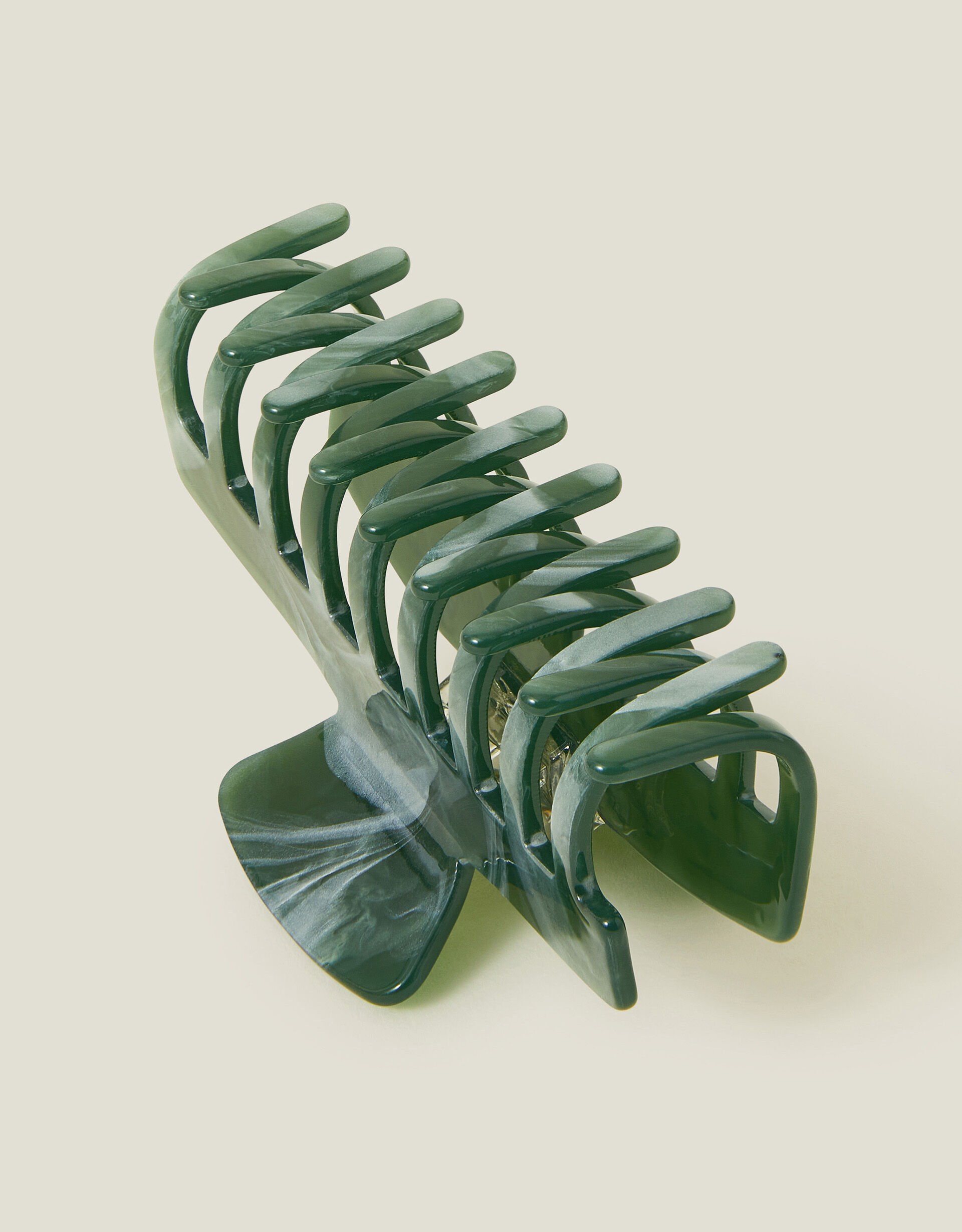 Resin Claw Clip | Hair Accessories | Accessorize Global