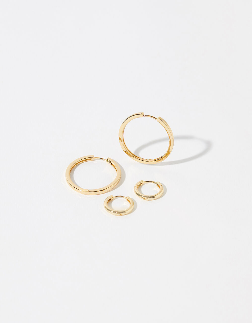 14ct Gold-Plated Hoop Earrings Set of Two | Z for Accessorize | Accessorize UK