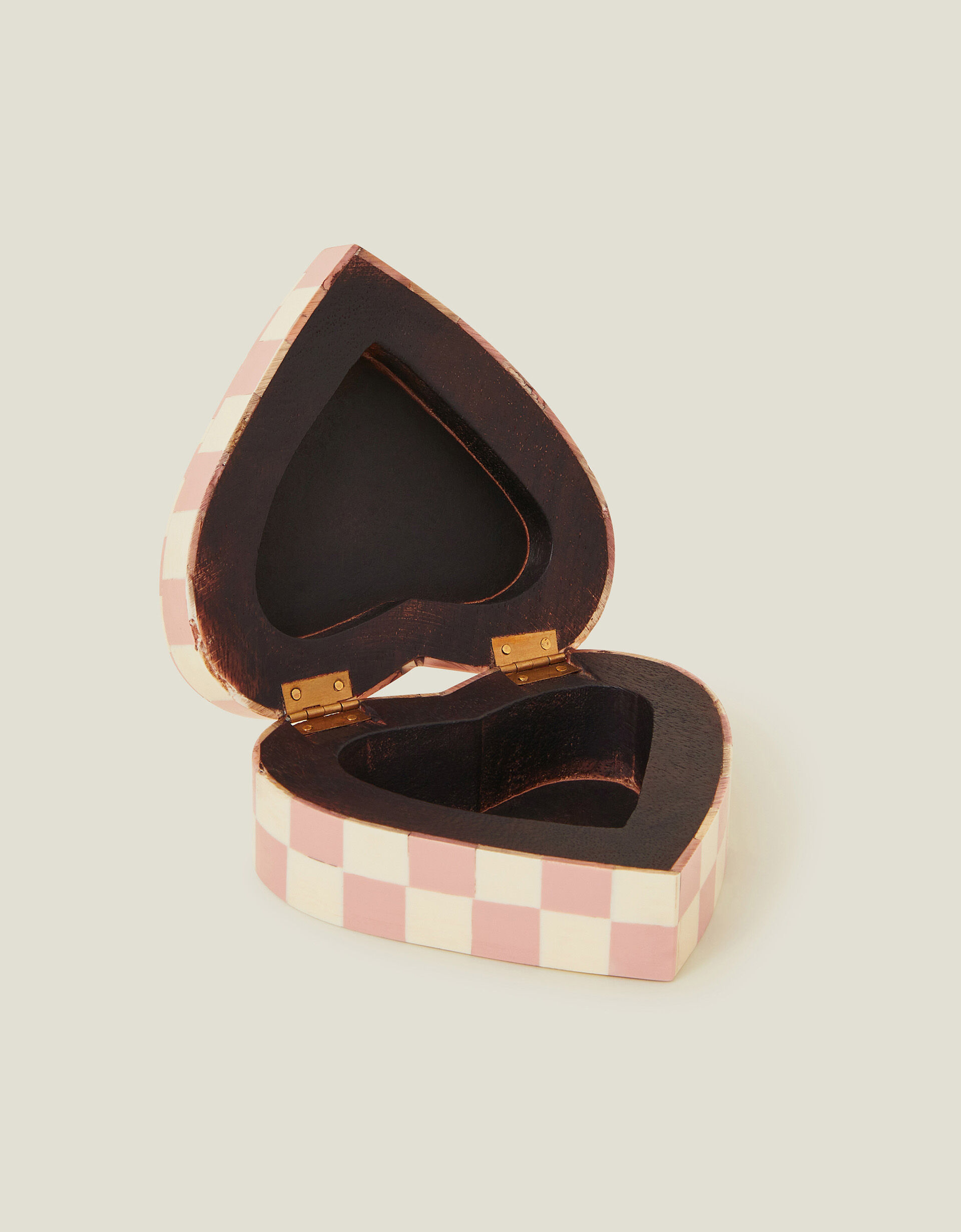 Checkerboard Heart Trinket Box | Accessorize Global Navigation Catalog ...