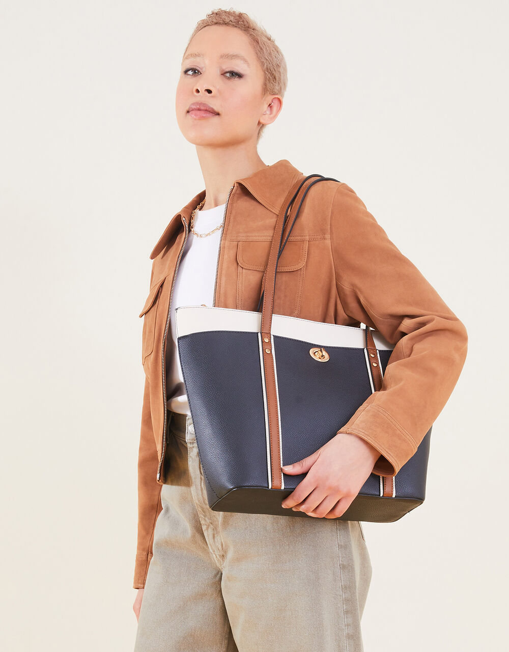 Classic Twist Lock Tote Bag | Tote & Shopper bags | Accessorize UK